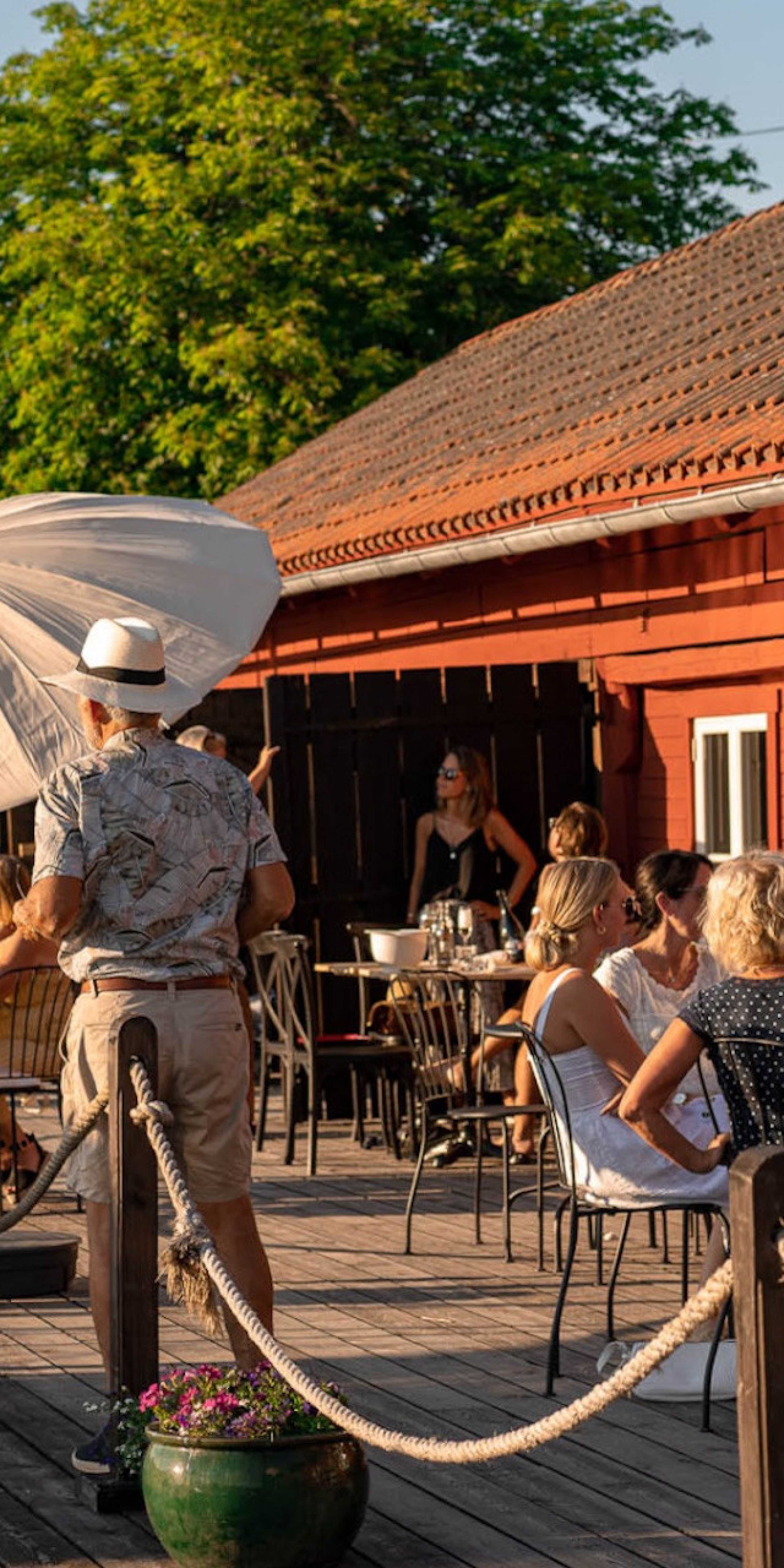 Borgåsunds gästhamn och café